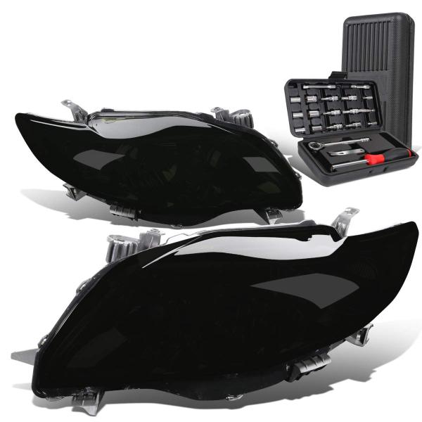 商品名:  Auto Dynasty OE Style Smoked Housing Clear Corner Headlight Lamps+Tool Kit Compatible with Corolla 09-10ブランド: Auto...