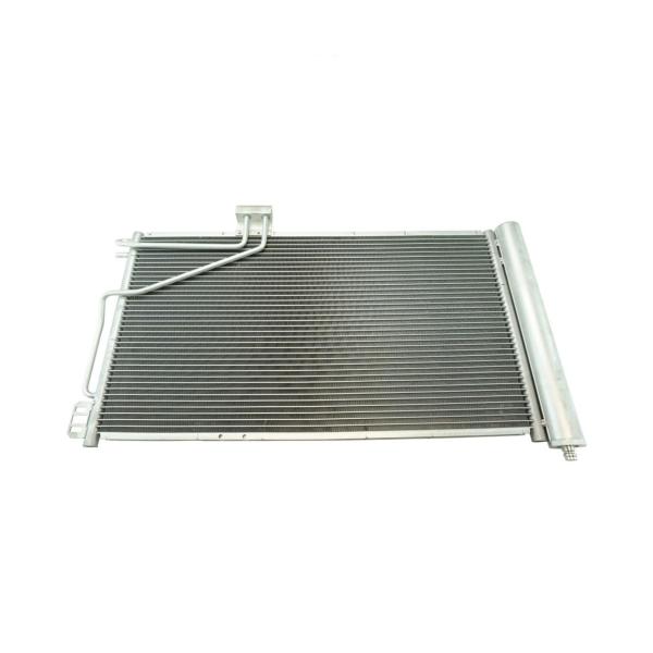 商品名:  Replacement AC Condenser A/C Air Conditioning w/Receiver Drier for Mercedes Benz C CLK SLKブランド: Sawyer Auto高さ: 25....