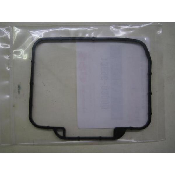 スズキ純正品　１３６９６−０３Ｄ００