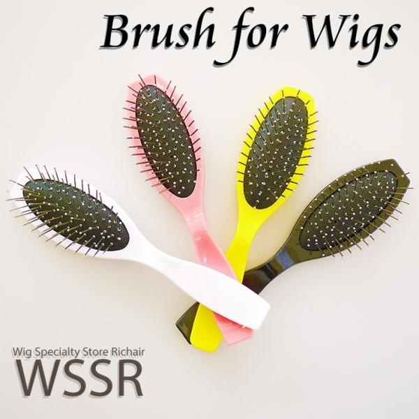 静電気を抑制しウィッグのお手入れがしやすいスチール製です。商品サイズ⇒縦：約18cm / 幅：約4cm（最幅部）/ 重さ：約40g商品素材⇒ブラシ部分：スチール製 / 柄部分：プラスチック製