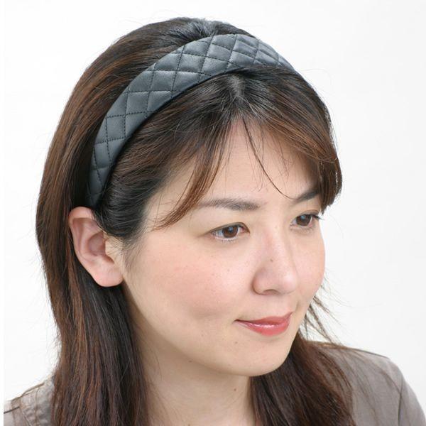 ステッチ入り　幅広カチューシャ日本製　　痛くならないカチューシャステッチの入った　巾40mmの幅広デザイン上品で、高級感のあるデザインに仕上げました。幅広タイプなので、髪の毛をしっかりまとめてくれます。日本人の頭にあったカーブを研究し、頭に...