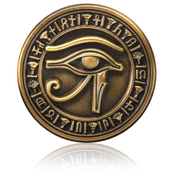 【商品概要】?古代エジプト神話の神ホルスの左目をモチーフに、邪視をはね返す「守護と再生の象徴」としてデザインされた神秘的なピンバッジです。?ブロンズ調の重厚なメタル仕上げと繊細な彫刻によって、ヒエログリフとシンボルが立体的に浮かび上がり、高...