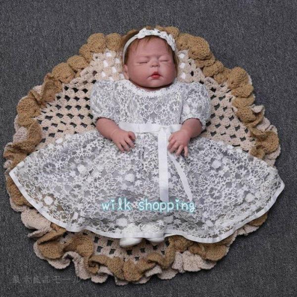 商品説明カラー（写真参考）素材 　綿?ポリエステル　お宮参りや100日祝い、写真撮りやのお誕生日など使い回しができるので重宝します。にもが出ているブランドなので、ぜひお手に取ってみてくださいね。*平置き採寸、多少誤差があります。サイズの確認...