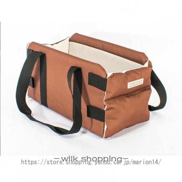 ペットとのお出かけを悩んでいますか？ペットに連れてドライブをする時、ペットは興奮して車の中で跳ねてドライブの邪魔になりました。そんな悩みはありますか？本社のペット用ドライブボックスを使ったらそんな悩みがなくなります。該当ドライブボックスは飛...