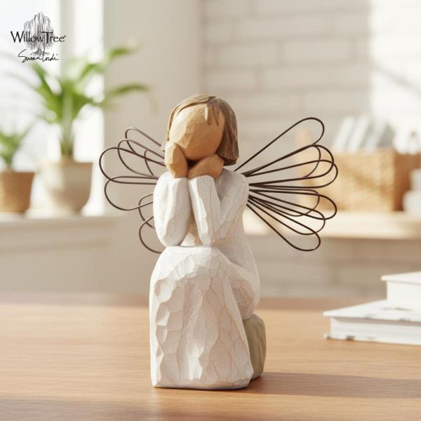 この天使が表現しているのは、あなたが困ったときに、いつも耳を傾けてくれ、あなたのために必要な言葉を紡いで、ひとときを共にしてくれる親友のような存在です。心から味方でいてくれること、受け入れてくれること、そしてあなたの強さを信じて、優しく見守...