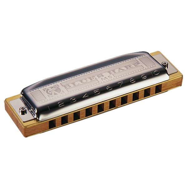 ブルースの普及とともに50年以上にわたり世界的なベストセラーとなり、その名前が10ホールハーモニカの代名詞とまでなっています。「Blues Harp」は、ブルース、ロック、時にはフォークのサウンドを形作ってきました。ドシエール材の枯れた音色...