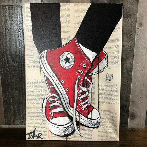 パネルアート Loui Jover - 「 レッドコンバース 」 - iCanvasキャンバスウォールアート - 26インチ×18インチ- show original title
