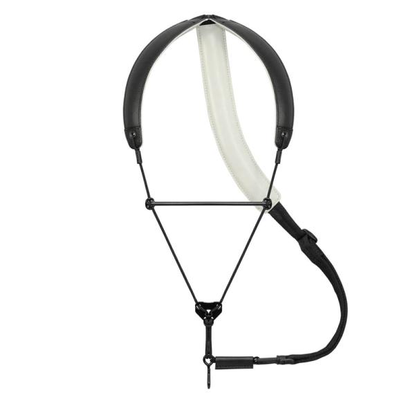 体にしなやかに馴染むことで、楽器を軽く感じさせ、解放感から生まれる豊かな音色を楽しむことができます。ノーマルフックタイプは、音の響きを重視した独自開発のオリジナルフックです。(オープンフック)カラー：ブラックフック：ノーマルフック(オープン...