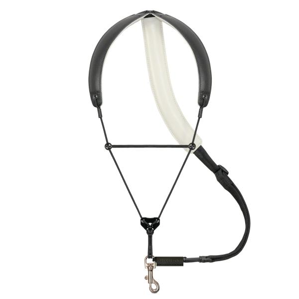 【セーフティフック】楽器の落下を懸念される方、マーチング演奏、お子様にオススメです。フック自体の金属にはコーティングが施されておりません。そのままではフックと楽器のフックリングが削れる恐れがあるため、摩耗防止用のビニールチューブが装着されて...