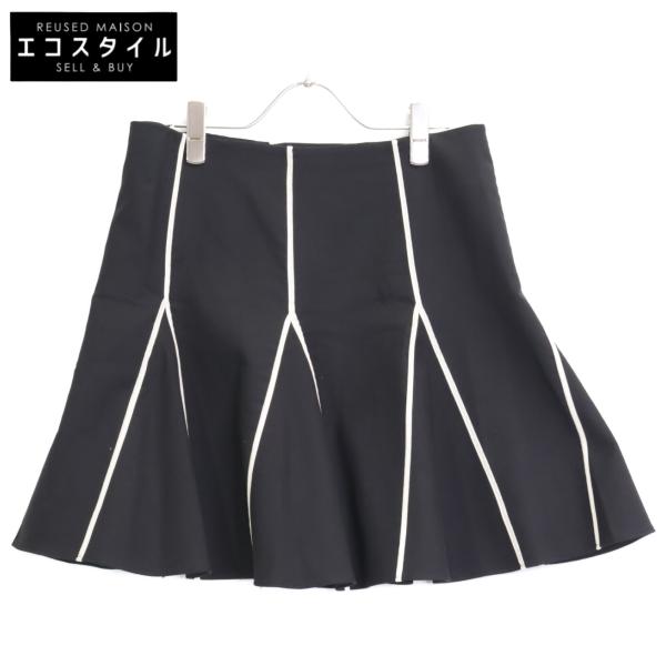 【商品情報】商品番号：2877100000046809ブランド）レッドヴァレンチノ / RED VALENTINOタイプ）TR3RAD103M7 ブラック×ホワイト ひざ丈スカートカラー）ブラック／ホワイト素材）コットン【サイズ】表記サイズ...