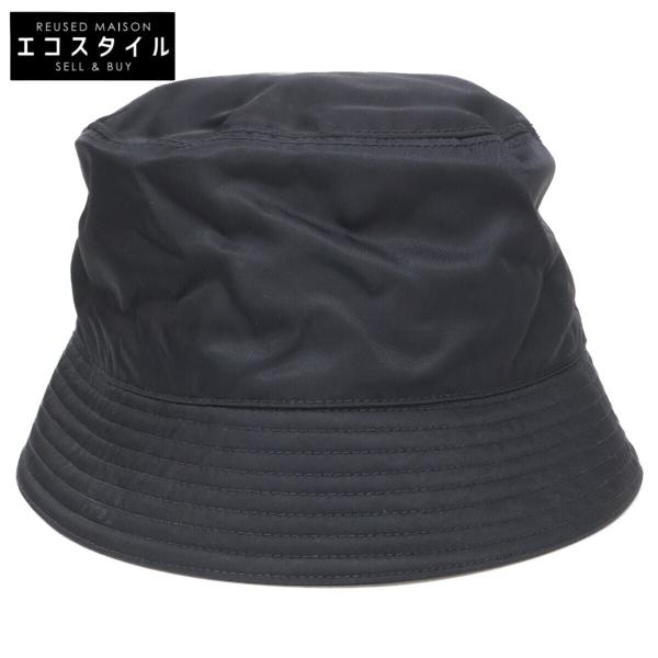 ■商品番号：2877100000052719■商品情報ブランド）プラダタイプ）【美品/国内正規】2HC137 2DMI Re-Nylon トライアングルロゴ バケットハットカラー）ブラック素材）ナイロンサイズ）表記サイズ：M頭囲：56cm ...