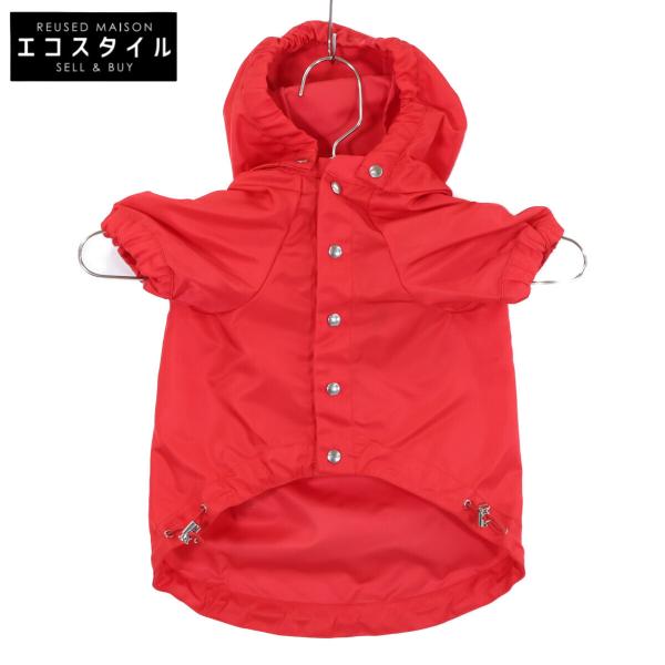 【商品情報】商品番号：2877100000053420ブランド）プラダ / PRADAタイプ）【即決/国内正規】2YX004 2DMI フード付 Re-Nylon トライアングルロゴ ドッグレインコートカラー）レッドシーズン）オールシーズン...