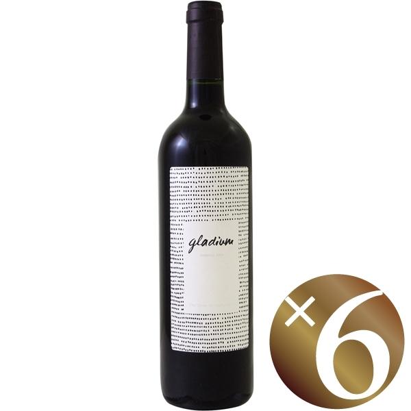 ラ・マンチャ レボリューションのリーダー的な生産者完熟ベリーにバニラやシナモンなどの複雑なアロマ、しっかりとしたストラクチャーがあり余韻も長いエレガントなスタイルです。産地　スペイン・ラ　マンチャ製造　ボデガス　カンポス　レアレスブドウ品種...