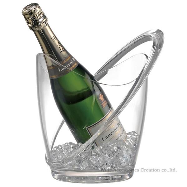 ■シャンパンクーラー リング斜めにデザインされたリング状の把手がアクセントの１本用ワインクーラー。素材は透明度に優れ、高い屈折率を有するＭＳ樹脂を採用しています。■商品詳細素材：MS樹脂（スチレン・メチルメタクリレート共重合樹脂）低比重、低...