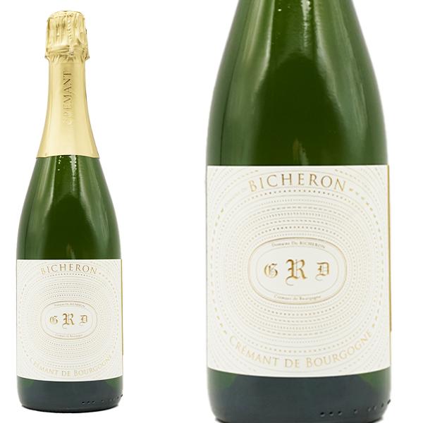 雑誌『一個人』や、ワイナート誌でも取り上げられたドメーヌのこだわりクレマン！100％このワインのために用意された、たった2haの畑から造られるクレマン！！シャルドネの平均樹齢は40年。 リュットレゾネの有機農法！収穫は全て手摘みにより、2日...