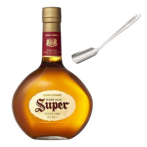 国産ウイスキー愛好家必見！1962年発売以来のベストセラー！！スーパーニッカ！オリジナルフロート付き！グラスに口をつけた瞬間から甘くてやわらかい香りが漂う、香り豊かなブレンデッドウイスキー！！まろやかさの中にもしっかりとコク感を持たせており...