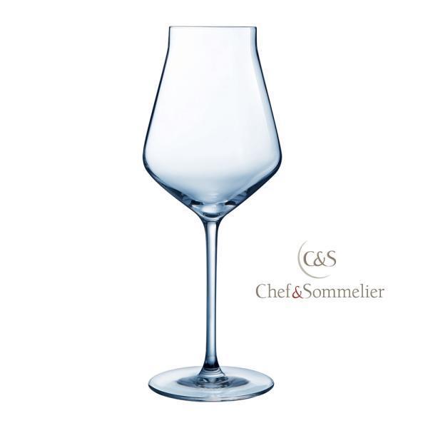 世界各国のソムリエコンクールで使用されているシェフ＆ソムリエのワイングラス。国際ソムリエ協会オフィシャルパートナーグラスです。ワイングラスが対話を楽しむように、味覚(味)、嗅覚(香り)、視覚(色)、感触(グラスに触れた感覚)を呼び覚ますよう...