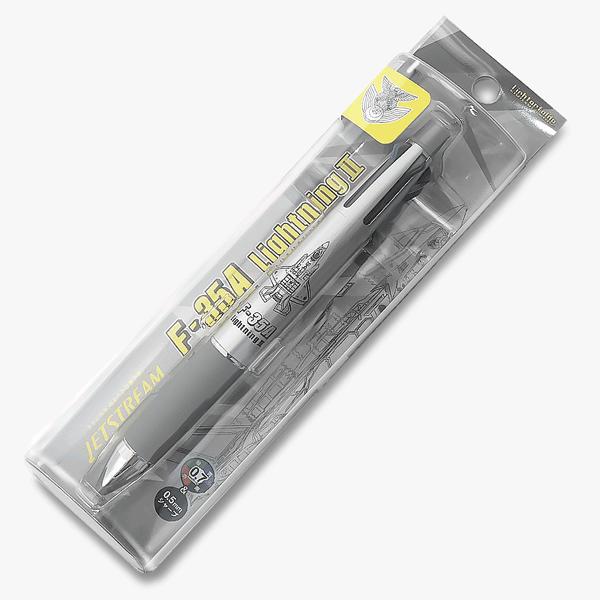 ジェットストリーム４＆１　F-35A ライトニングII　シルバー　です。/製造：三菱鉛筆UNI　日本製／4色ボールペン（インク色：黒・赤・青・緑）＋シャープペン/ボールペン芯：0.7mm / シャープ芯：0.5mm／商品の画像が画面によって...