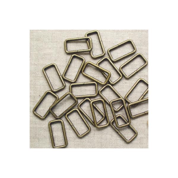 ●線径2.5mm×内径20mm (20個入り)線径3mm×内径25mm (14個入り)線径3mm×内径30mm (10個入り)★メール便は10set程度までになります。●素材：鉄●カラー：アンティックゴールド●商品説明ハンドメイドのカバンや...