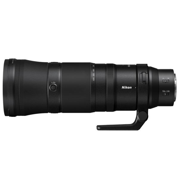 焦点距離180-600mmまでをカバーする、軽くて持ち歩きやすい超望遠ズームレンズ。
