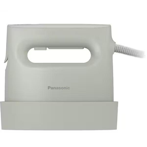 アイロン台を使わずハンガーにかけたまま細やかに温度調整できる スチームできれいに<br>洗いにくい衣類だって スチームで脱臭・除菌