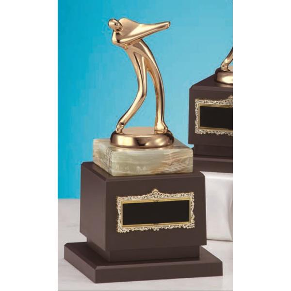 ３５％ＯＦＦ！プレート彫刻無料！当社ではトロフィー、優勝カップ、楯(盾)、メダル等の記念品を販売をしております。 ゴルフコンペ、各種トーナメント、大会の表彰にどうぞ。【お急ぎの方へ】最短到着予定より早く到着希望の方はご相談ください。出来る限...