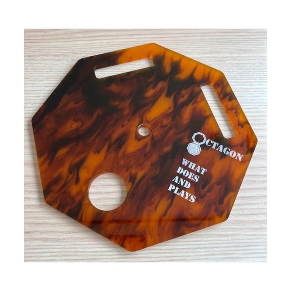 EDGE STAND用のゴールゼロ装着ができるオクタゴンテーブル。  アクリルならではの光の屈折により光が広がります。 また5ミリアクリルを採用することにより上にはマグなどを のせることができます。 フックの穴にはシェラカップなどをかけるこ...