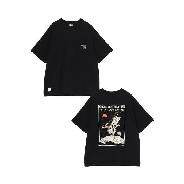 あの頃の夢を背中に。冒険心をくすぐる グラフィックTシャツ コンセプトは「宇宙だって、アウトドア」 宇宙から着想を得た「SPACE」シリーズ。 宇宙は究極のアウトドア。 そんなロマンや楽しさをCHUMSらしい あそびゴコロのあるデザインに投...