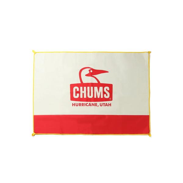 アウトドア・レジャーの必需品、大きなブービーフェイスロゴが目を引くピクニックシート  大きなブービーフェイスロゴが目を引くピクニックシート。CHUMSのクーラーボックス“Camper Cooler”をモチーフとした色の組み合わせが特徴的。2...