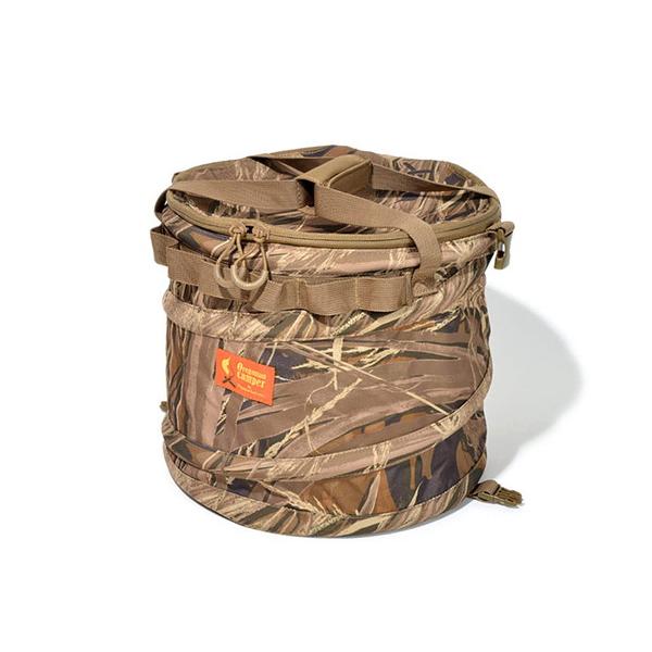 スタンダードタイプよりもワンサイズ小さいモデル、テントイン ポップアップ トラッシュボックスです。テント内での使用をイメージした、折りたたみ式のゴミ箱。内側のスナップボタンで、ゴミ袋を固定することができます。袋を分けて装着すれば分別も可能。...