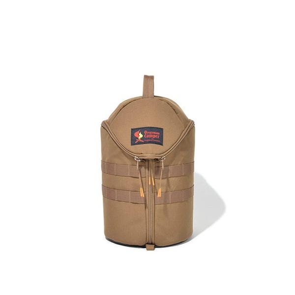 ビンテージランタンなどをしっかり護る、ランタンシャトルです。ツーマントルのビンテージランタンがジャストフィット。3WAYジップトップ構造により、安全に取り出しと収納ができます。武井バーナーの五徳などを収納する際、バーナー本体を傷つけないため...