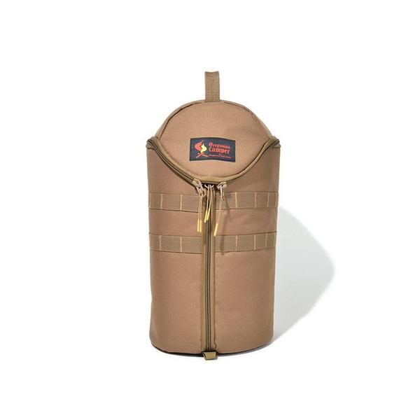 3WAYジップトップにより、取り出しやすく、収納しやすいバーナーシャトルです。バーナーや大型ランタンをしっかり収納。グローブプロテクターや五徳などを収納する際、バーナー本体を傷つけないためのカップが標準装備しています。  ■品　番：OCB ...