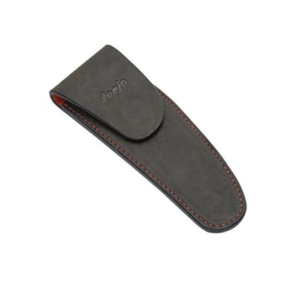 商品説明 牛側を使用したdeejo用ナイフシース。 マグネット付きのフラップ及びベルトループ。 柔らかい手触りの高級レザーを使用しています。 あなたの大切なdeejoのためのケースに。  商品詳細 材質：革 サイズ：130mm×46mm×1...