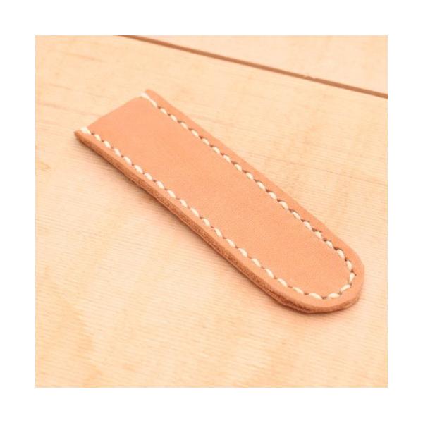 シェラカップハンドル用レザーカバー  シェラカップハンドル用レザーカバーです。 キャンプやトレッキング、山登りをされる方でお持ちの方は多いのではないでしょうか？  シェラカップは直接火にもかけられたり、計量カップとしても使えるアウトドア・キ...