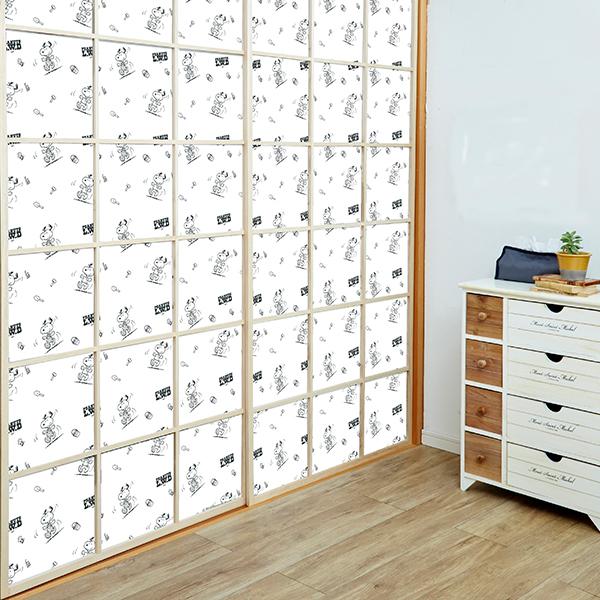 ※取り寄せ商品の為、発送までお時間頂きます。※沖縄・離島は別途送料がかかります。親愛なる友人「スヌーピー」が障子になったPEANUTSLIFEWORK DESIGNWORKSON【特長】●4倍強い障子紙です●ワークソン ピーナッツとのコラボ...