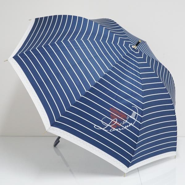 ★商品詳細★USED品ですが、比較的綺麗な一品です。「ランバンオンブルー」のアンブレラです。ネイビー×ホワイトのシンプルなボーダーで、ロゴとレースプリントをデザインしています。手元は同系色のレザー（合皮）で可愛らしくまとめています。そして、...