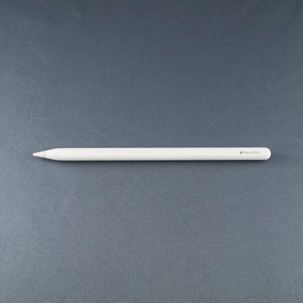 USED品ですが、全体的に綺麗な一品です。【動作確認済み】★Apple Pencil Pro です。思い描いたものを、思いのままに描こう。※アルコール等にて清掃済みです。※動作確認は iPad mini 第7世代 で行いました。■コンディシ...