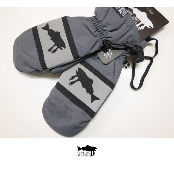 奇抜でインパクトあるデザインが人気のカナダ発のグローブブランド「SALMON ARMS」。・年式：2026年・メーカー：SALMON ARMS・モデル名：CLASSIC MITT・カラー：Hi-Vis・定価：12,980円(税込)400デニ...