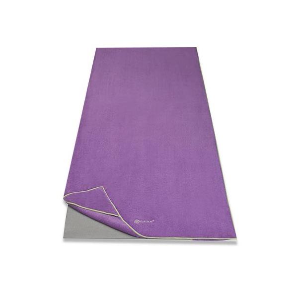 ※メーカーによりデザイン、成分内容等に変更がある場合がございます。●低刺激性のマイクロファイバーで速乾性も抜群！●4つのコーナーポケットがズレ防止をサポート●持ち運びもしやすく、旅行やお出かけ先でもヨガをお楽しみいただけます▼サイズ縦70イ...