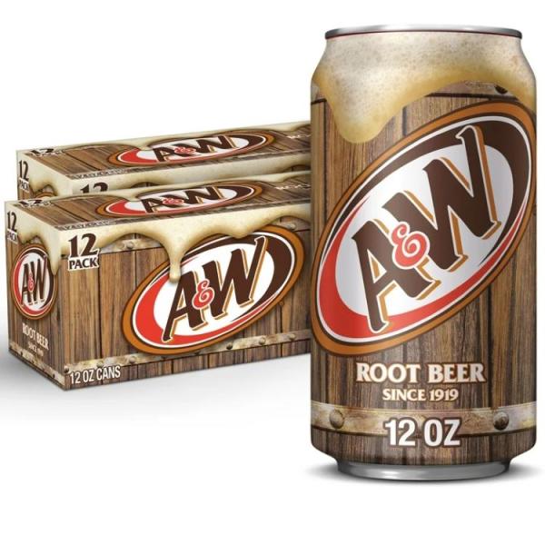 A&amp;W ルートビアは、100年以上愛され続けるアメリカの定番炭酸飲料です。1919年にカリフォルニア州ロダイのロードサイドスタンドで販売されて以来、家族の団らんに欠かせない存在となっています。濃厚でクリーミーな味わい、カフェインフリ...