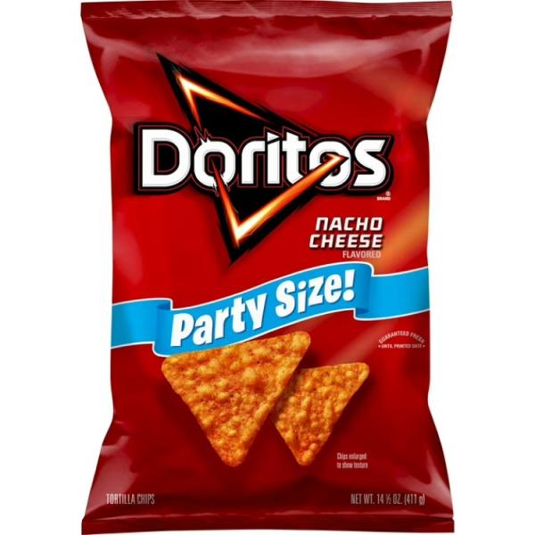 ドリトス トルティーヤチップス（ナチョチーズ味）は、濃厚なチーズ風味が楽しめる定番スナックです。しっかりした味付けで、そのままはもちろん、映画鑑賞や集まりのおともにも合わせやすい一品。パーティーサイズなのでシェアにも便利です。 内容量：約4...