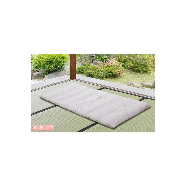 サッと広げて敷きふとんにつつむだけのフラットタイプのシーツ。中国製のタオルシーツが多い中、品質で定評のある今治産で製造。タオル本来の風合いとふんわり感を出すために、長めのパイルにしてあります。【商品仕様】●色：ピンク、ブルー●サイズ：140...