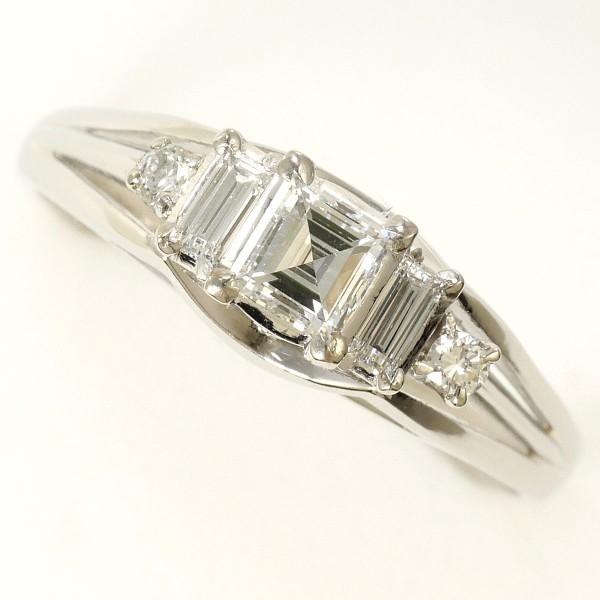 【素材】PT900/プラチナ【石目】天然ダイヤモンド 0.27ct ダイヤ(ct刻印なし) クラリティー：VVS2カラー：Gカット：Baguette cut【総重量】約3.8g【サイズ】約12号【最大幅】約5mm【サイズ直し】不可【付属品】...