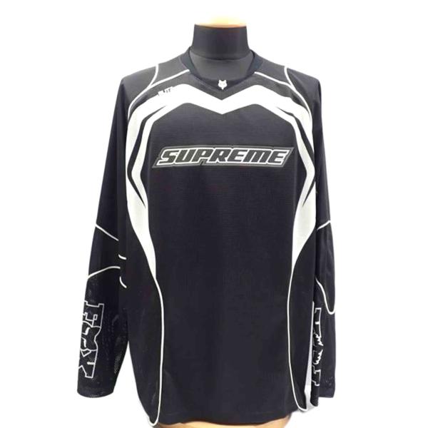 商品説明ブランド SpuremeXFox　Raching商品名 ★SpuremeXFox　Raching　ジャージ型番シリアル/製造No M状態ランク ABランク/良品、多少の使用感ありますが、目立つ傷や汚れのない状態です。付属品 付属品の...