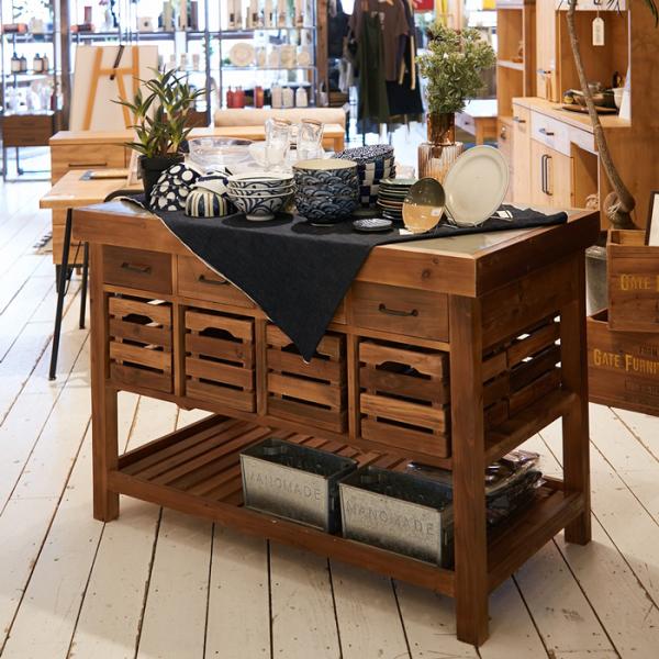 ◆サイズ 　　　　幅130×奥行70×高さ88.5cm　　　　　　　　 引出し内寸：幅23×奥行27×高さ8.5cm　　　　　　　　 ボックス内寸：幅21×奥行28.5×高さ22cm◆重量　　　　　 55Kg◆材質         　　 天...