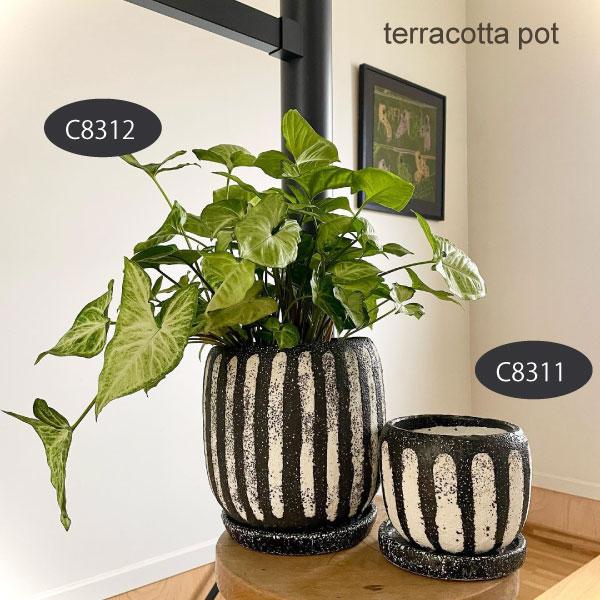 ◆サイズ  　　　　C8311/3号鉢用　/　直径14×高さ12　内寸：直径11cm　C8312/4号鉢用　/　直径20×高さ19　内寸：直径15cm◆材質          　テラコッタ◆備考             簡易防水　/　底穴あ...