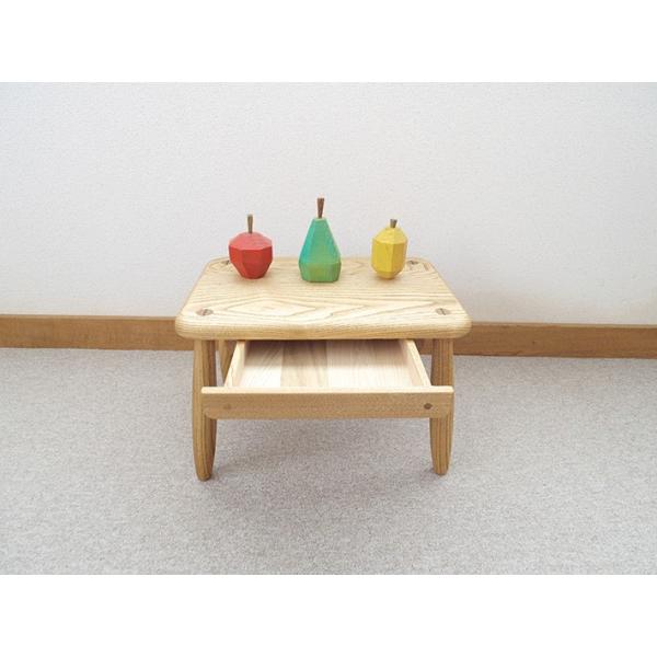 ◆サイズ 幅48×奥行33×高さ33cm◆材質   栗無垢◆塗装　 植物性オイル塗装◆備考　 テーブルのみの価格です　 木製テーブル キッズテーブル 子供家具 おしゃれ カントリー ローテーブル 北欧 四角テーブル 長角テーブル 小さめ 子...