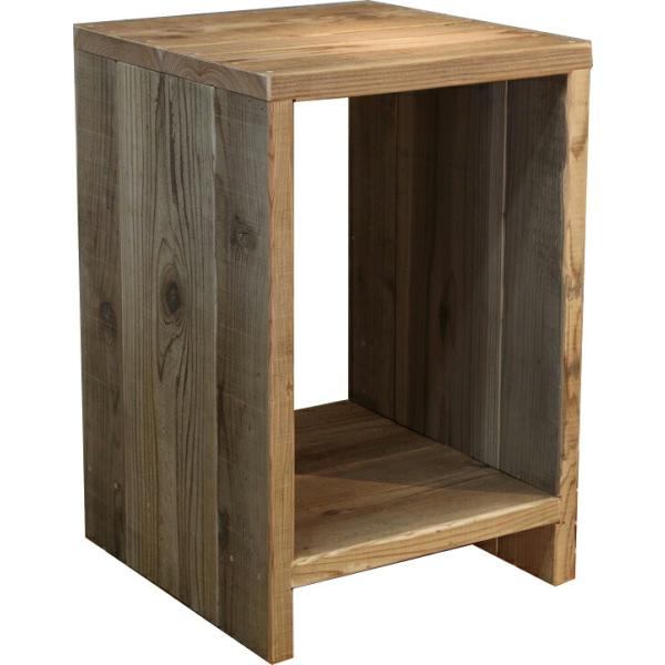 【素材・生産】OLD ASHIBA（足場板古材）※実際に建築現場で使用された無垢の杉足場板です。本社広島県廿日市市の工場で一つ一つ手作業で選別→水洗い→天日乾燥→研磨→製作→出荷を行っています。【組み立て】組み立て不要の完成品