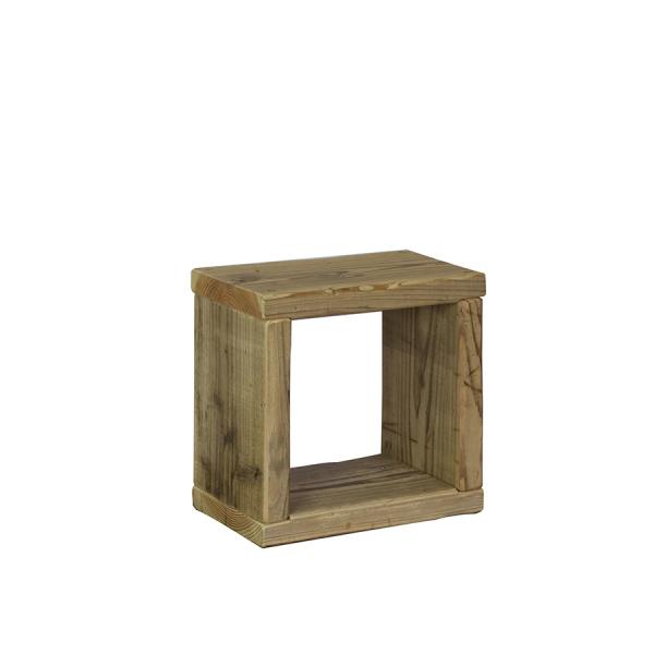 【商品説明】 古材で味がある、丈夫でシンプルなキューブボックスです。 本棚として使ってもよし、重ねて並べてディスプレイラックとして使ってもよし、丈夫なので人が乗る踏み台として使ってもよし。 暮らしに合わせていろいろ使える、万能で丈夫なラック...