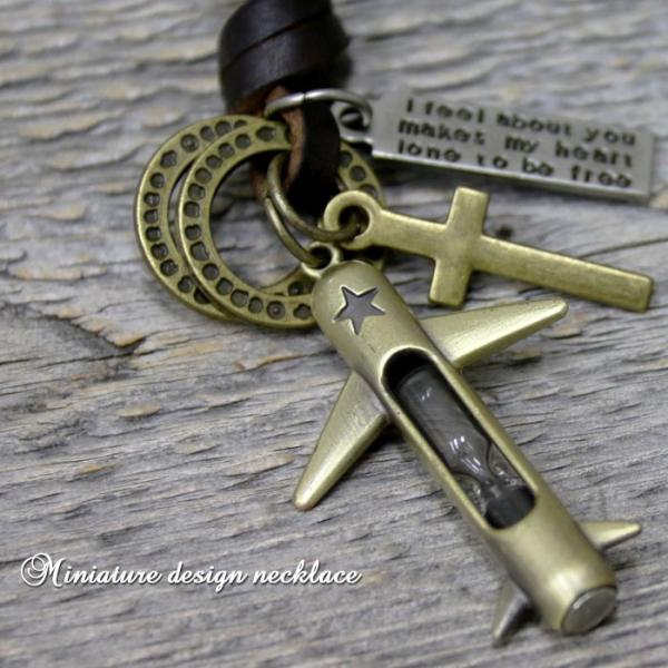 再販決定! 『大人の遊び心』ヒトツヒトツの個性が、スタイルをお洒落に飾る!!ミニチュアデザインネックレス☆ネックレス メンズ ネックレス 男女共用 ネックレス 飛行機 ネックレス 本革 砂時計ネックレス ネックレス 砂時計 プレゼント 贈り物